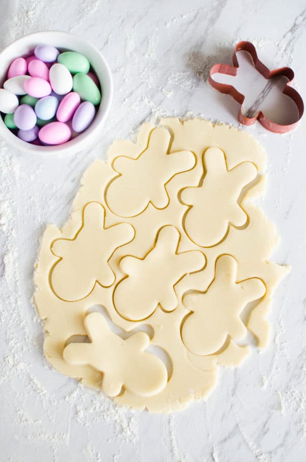 Adorable Easter Bunny "Hug" Cookies - Fun Loving Families