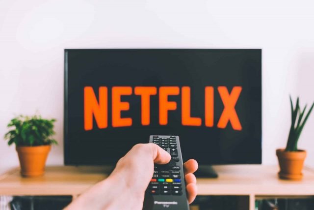 30 Family Friendly Shows on Netflix Worth Watching - Fun Loving Families
